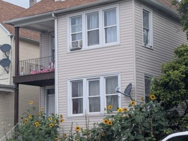 7548 W 61st St, Summit, IL 60501