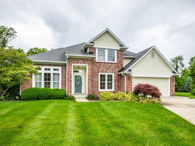 7548 W Ivy Ln, New Palestine, IN 46163
