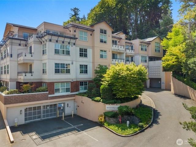 7549 SE 29th St Unit 103, Mercer Island, WA 98040