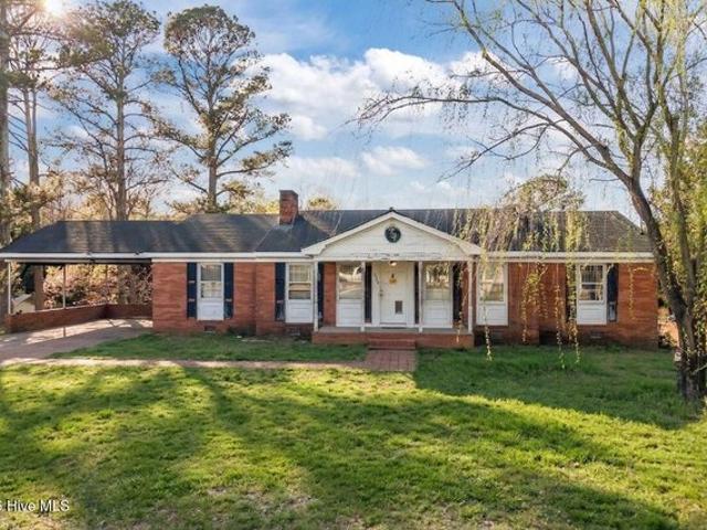7540 Old Fairground Rd, Benson, NC 27504