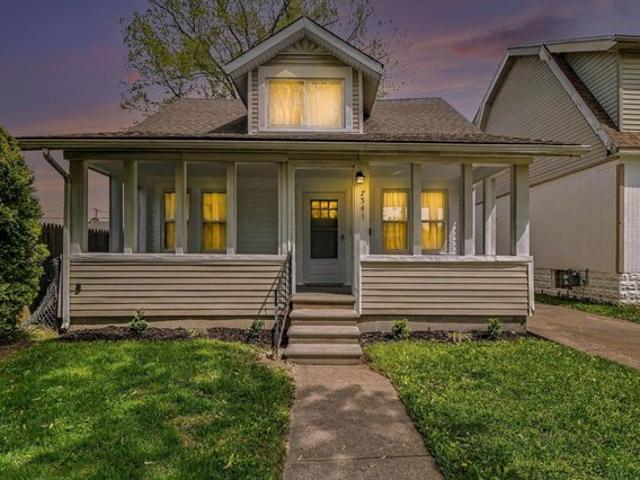 7541 Orchard Ave, Warren, MI 48091