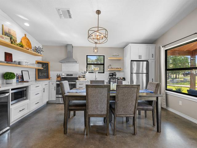 7541 Halamicek Loop