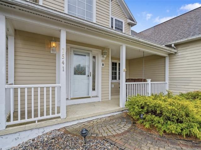 7541 Plum Hollow Circle
