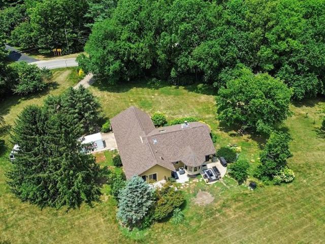 7543 S Bloomfield Royalton Rd, Ashville, OH 43103