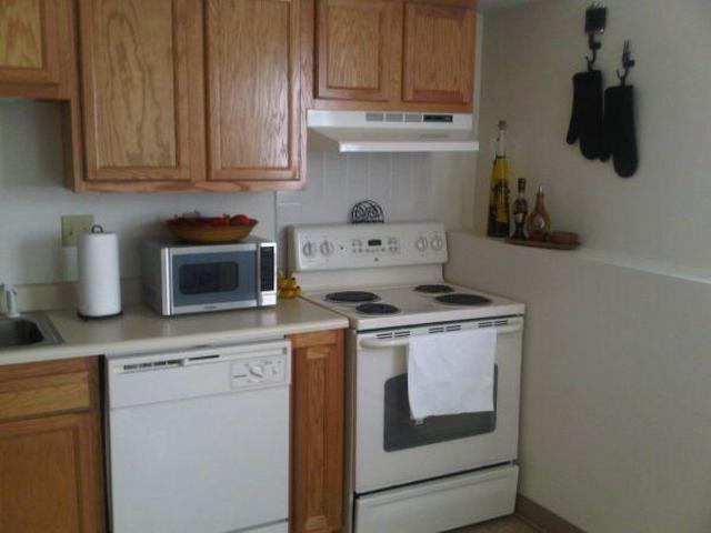 $754 / 1br EXTRA CLEAN 1 BEDROOM 5 MONTH LEASE AVAILABLE LIVERPOOL