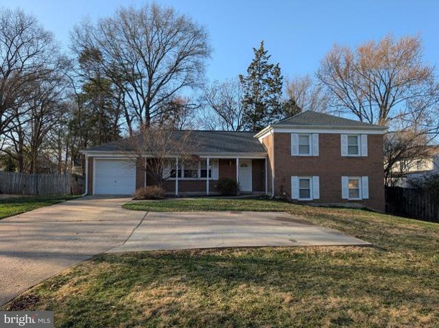 754 Barbaralynn Pl, Herndon, VA 20170