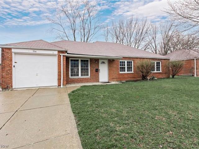 754 Hemlock Dr, Euclid, OH 44132