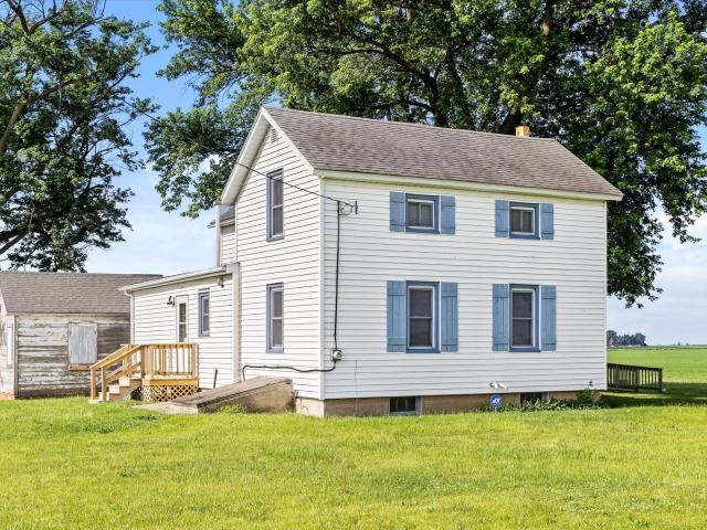 754 N 14th Road