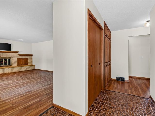 754 Southview Court SW
