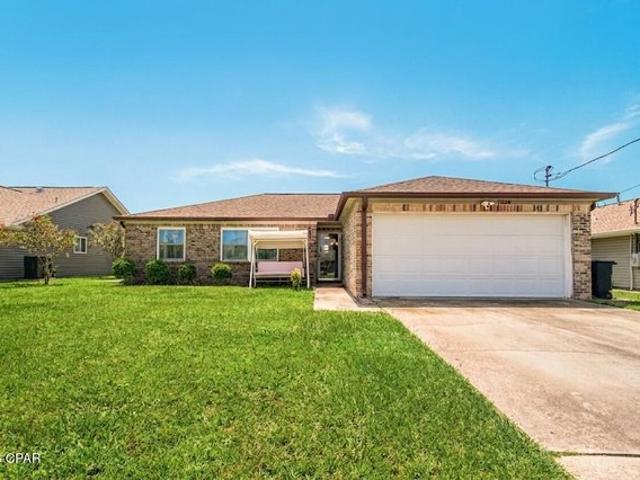 7556 Kelsey Dr, Panama City, FL 32404
