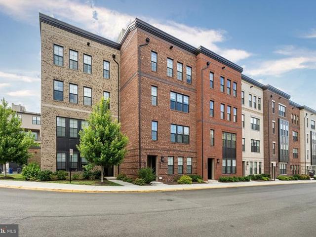 7556 Sawyer Farm Way, McLean, VA 22102