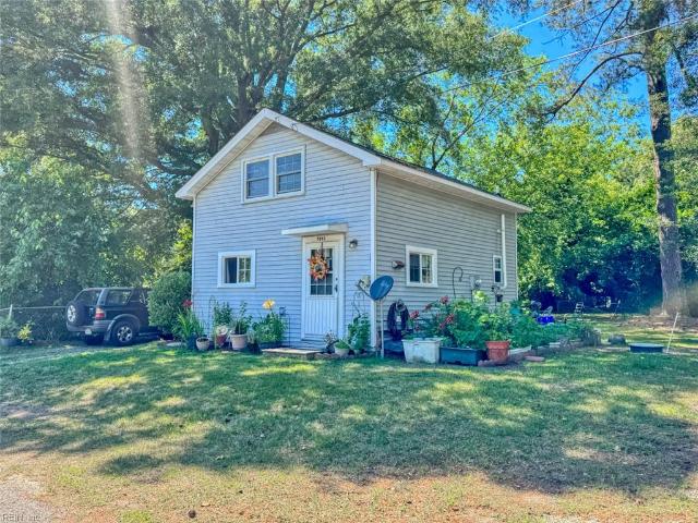 7557 Bellehaven DR