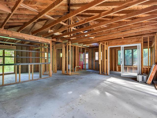 7558 w evergreen drive