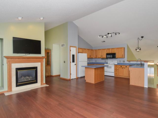 7559 Derby Lane