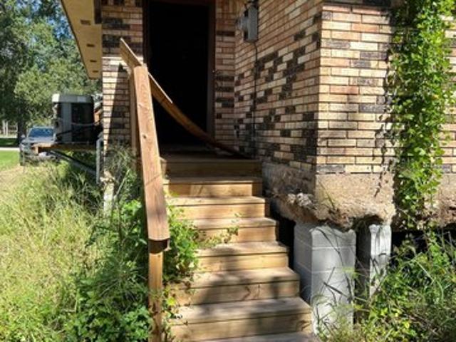 7550 Village Ln, Beaumont, TX 77713