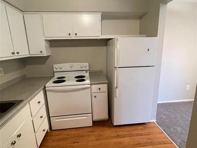 7550 Woodview St Apt 3