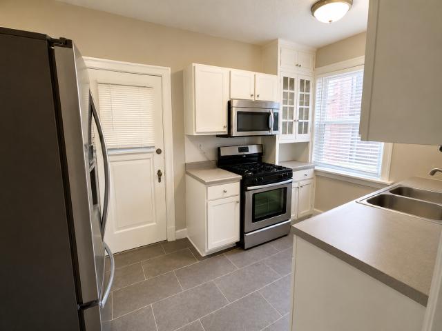 7551 7555 Byron PL