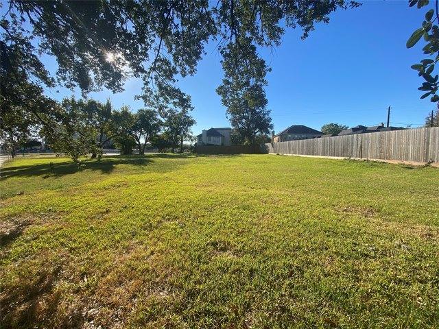 7552 Main St, Houston, TX 77030