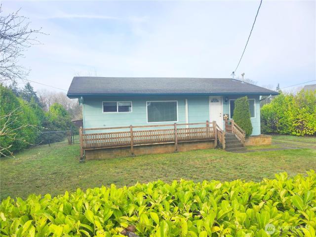 7552 E F St, Tacoma, WA 98404 | Compass