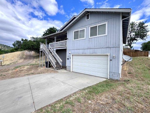 755 Chestnut St, Susanville, CA 96130