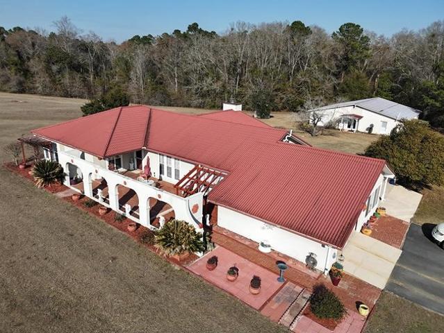 755 Dixie Chastain Rd, Ochlocknee, GA 31773
