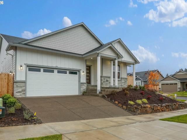 755 Emily Grace CT SE