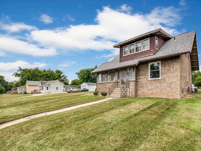 755 N Dickason Boulevard