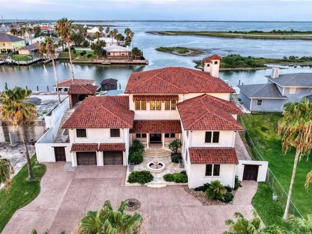 755 S Bay St, Aransas Pass, TX 78336