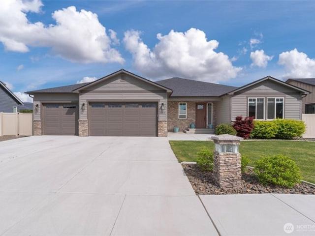 755 S Perry Ave, East Wenatchee, WA 98802