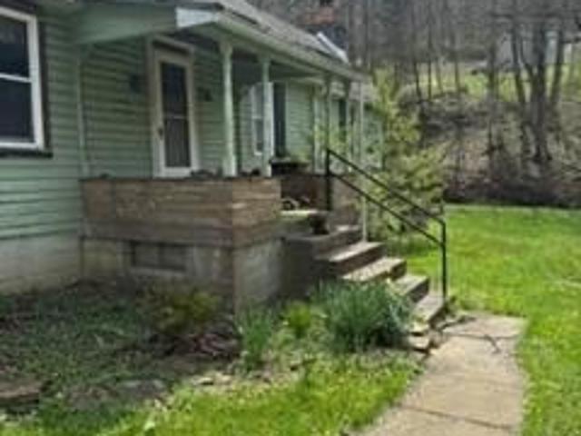 755 Peters Run Rd, Wheeling, WV 26003
