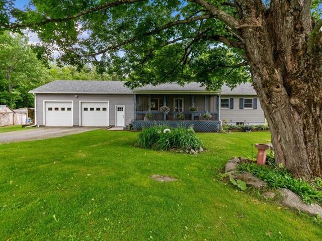 755 Rugg Rd, Fletcher, VT 05448