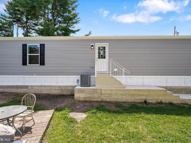 755 Woodside Drive