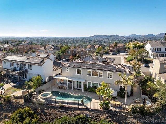 7565 Chicago Dr, La Mesa, CA 91941
