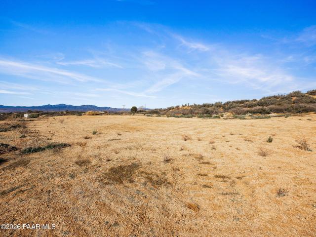 7565 Derry Dr, Kirkland, AZ 86332 | Compass