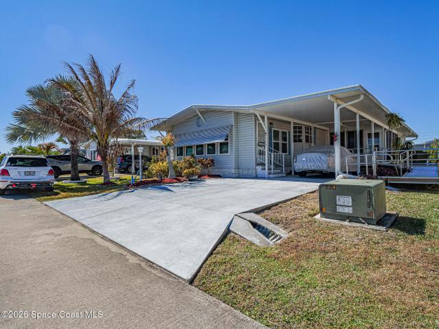 7566 Montauk Ave, Unit U19, Micco, FL 32976 | MLS #1068