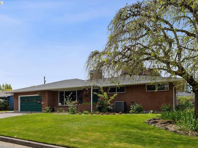 7567 Delaware Ln, Vancouver, WA 98664