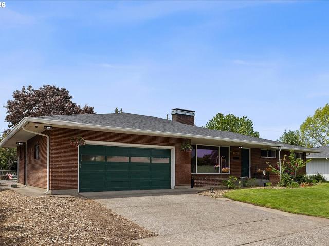 7567 delaware ln