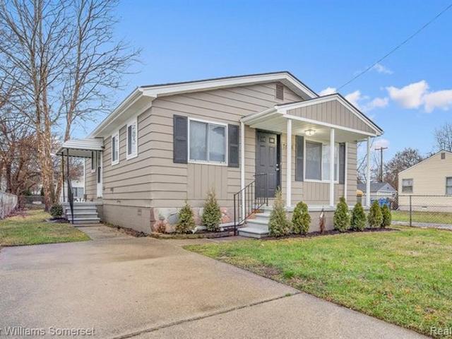 7568 Dodge Ave, Warren, MI 48091