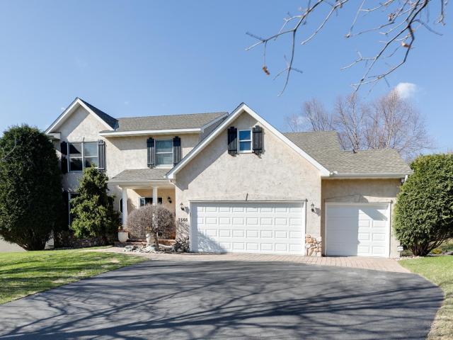 7568 Walnut Curve