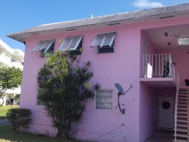 7560 82nd St SW #G211, Miami, FL 33143