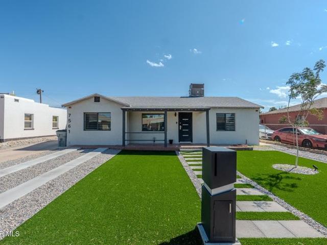 7561 Mazatlan Dr, El Paso, TX 79915