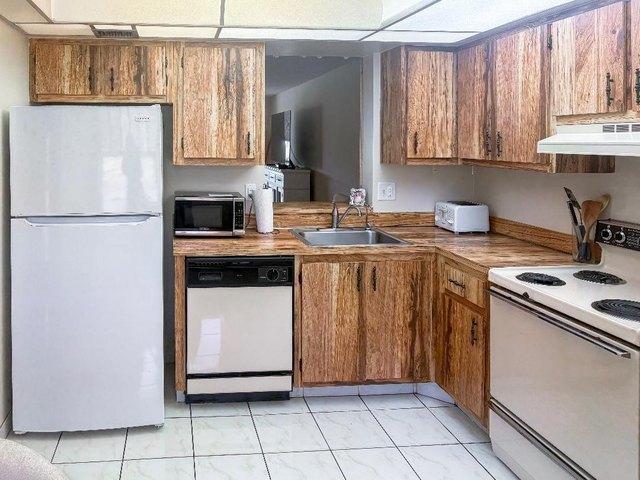 7561 NW 1st St Apt 207, Margate, FL 33063