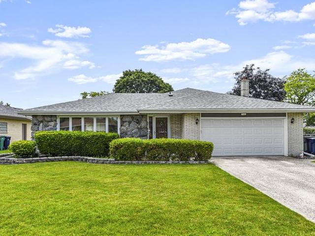 7561 Ponderosa Ct, Orland Park, IL 60462