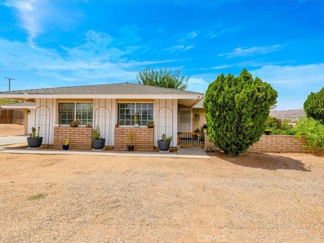 7562 Acoma Trail