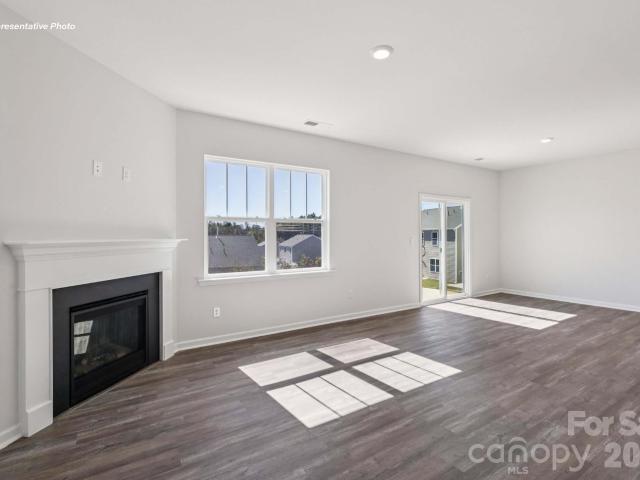 7562 Bainbridge Road