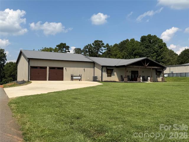 7562 Long Island Road
