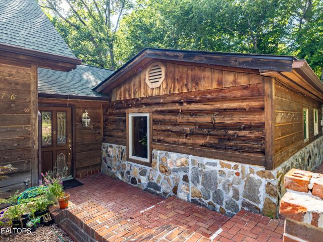 756 Blair Loop