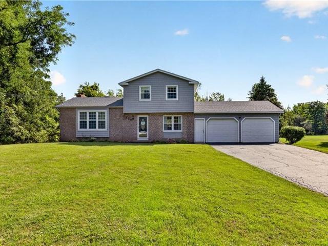 756 Gillett Rd, Rochester, NY 14624