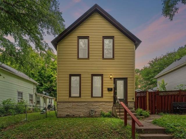 756 Desoto St, Saint Paul, MN 55130