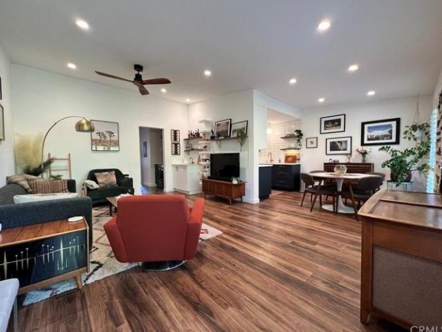 756 N Inglewood Ave #14 Inglewood, CA 90302